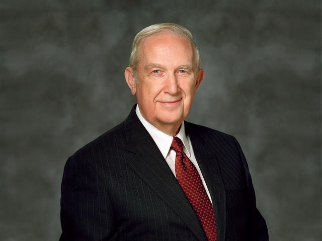 Élder Richard G. Scott falece aos 86 anos